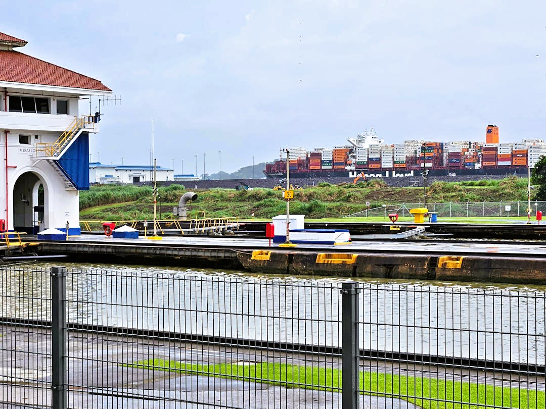 Ultimate Guide: How to experience the Panama Canal without joining a tour